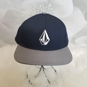 Volcom | Accessories | Volcom Snapback Adjustable Cap Hat Wfront Logo ...